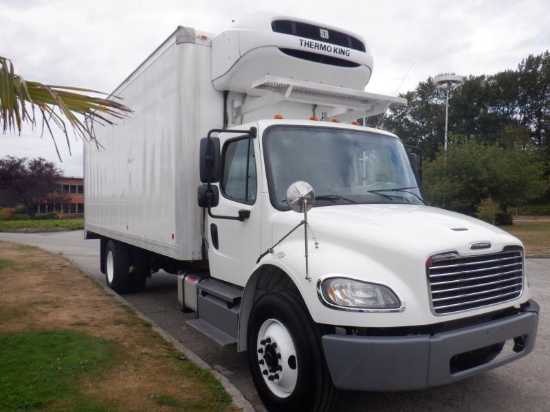 2013 Freightliner M2 106 22 Foot Reefer Cube Van Diesel With Air Brakes ...
