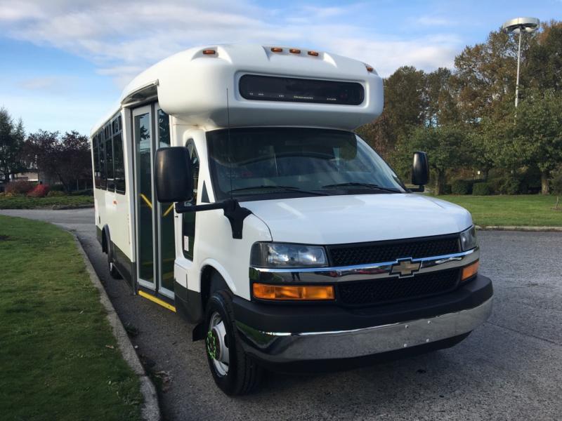 2012 Chevrolet Express G4500 Duramax Diesel 18 Passenger Bus with ...