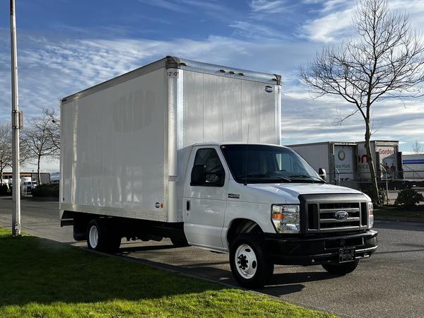 2019 Ford Econoline E450 16 Foot Cube Van With ramp | Repo.com