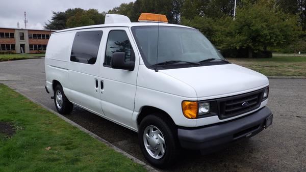 2006 Ford Econoline E-150 Cargo Van with Rear Shelving | Repo.com