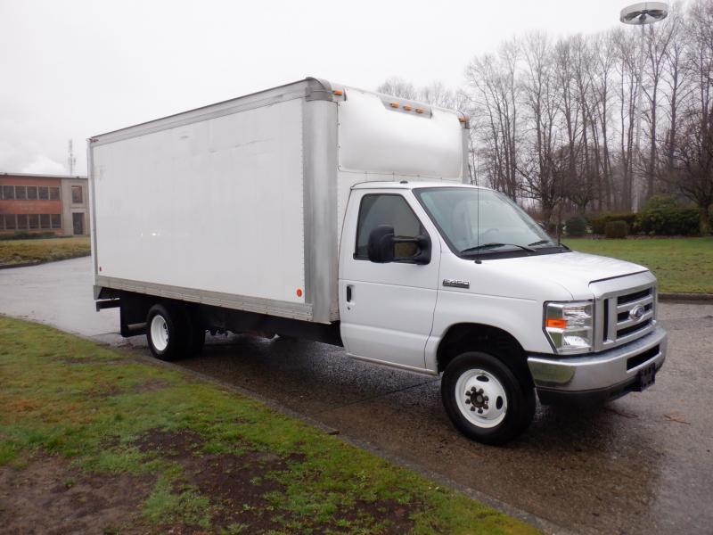 2017 Ford Econoline E450 16 Foot Cube Van With Ramp | Repo.com