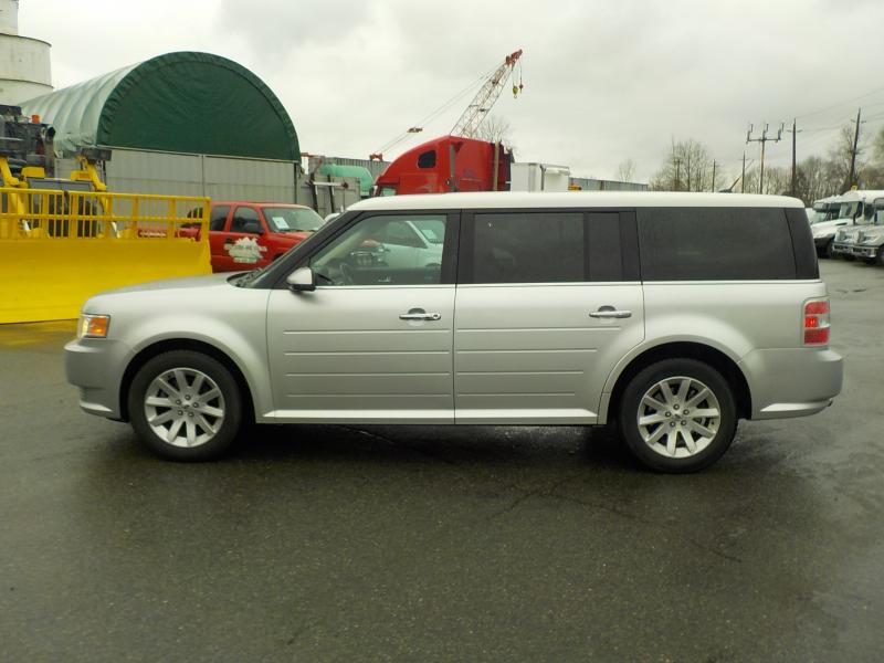 2010 Ford Flex SEL AWD 3rd row seating | Repo.com