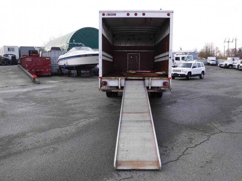 Repo.com | 2008 GMC Savana G3500 15 Foot Cube Van with Ramp