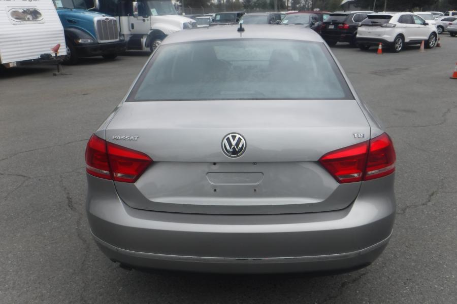 2013 Volkswagen Passat 2.0L TDI Diesel | Repo.com