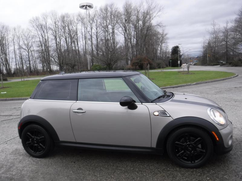 2013 Mini Cooper Baker Street Edition | Repo.com