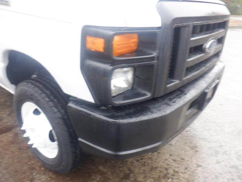 2012 Ford Econoline E450 Cube Van Dually With Power Tailgate | Repo.com