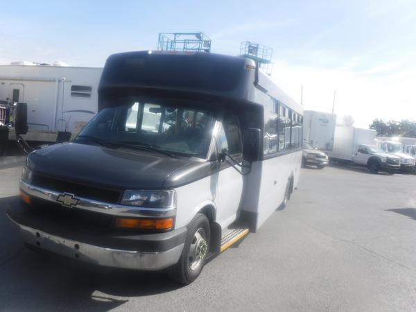 2016 Chevrolet Express G4500 21 Passenger Bus with Wheelchair ...