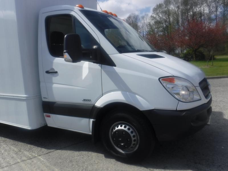 2010 Mercedes-Benz Sprinter 3500 170-in. WB 14 Foot Cube Van Diesel ...