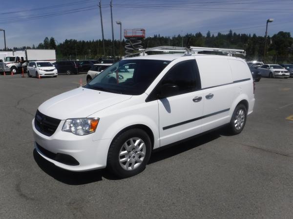 2014 RAM Cargo Van With Ladder Rack And Bulkhead Divider | Repo.com