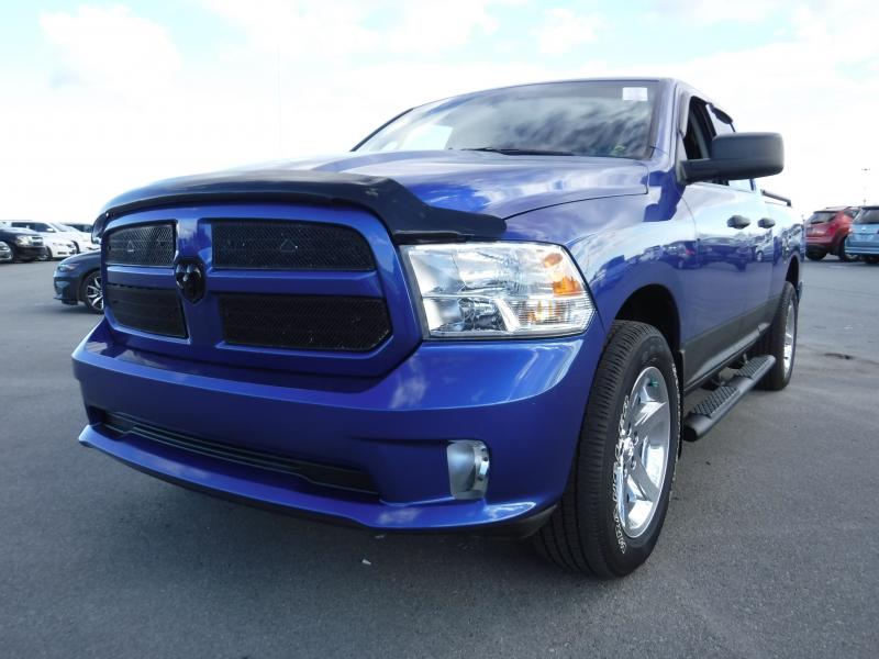 2017 Dodge RAM 1500 Tradesman Quad Cab Short Box 4WD Hemi | Repo.com