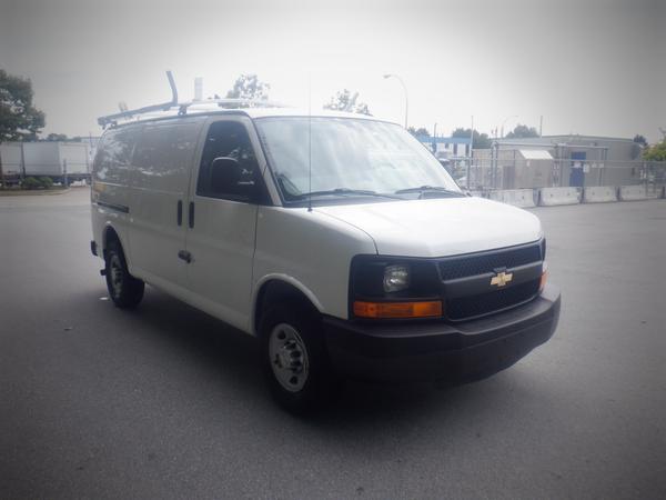 2015 Chevrolet Express Stabilitrak 2500 Cargo Van Ladder Rack Rear ...