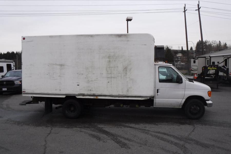 2006 Ford Econoline E-450 Dually 15 Foot Cube Van Diesel | Repo.com