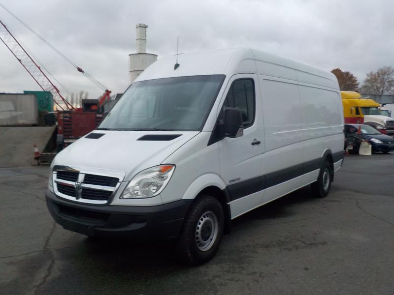 2007 Dodge Sprinter Cargo Van 2500 Diesel high roof 170-in. WB | Repo.com