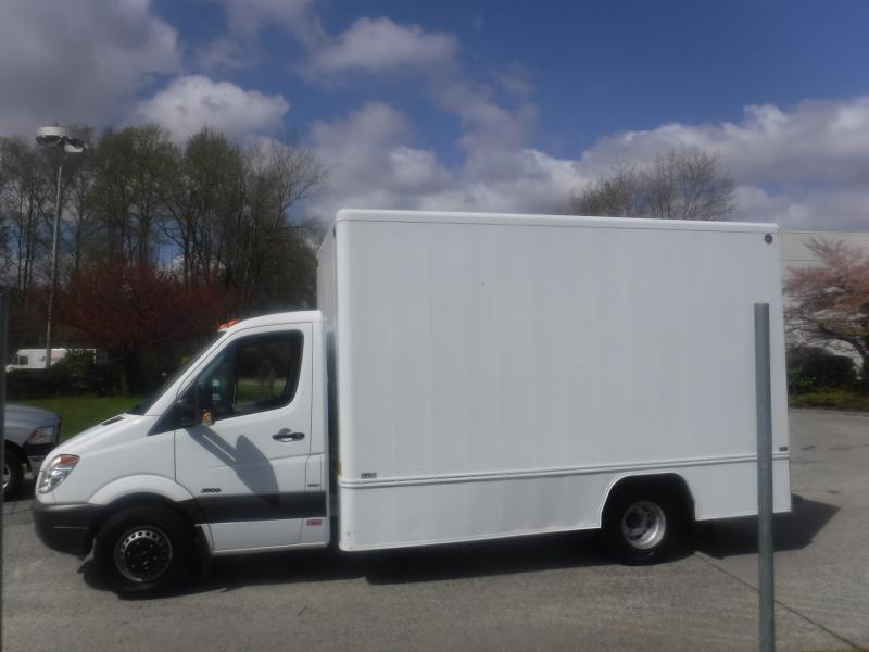 2010 Mercedes-Benz Sprinter 3500 170-in. WB 14 Foot Cube Van Diesel ...