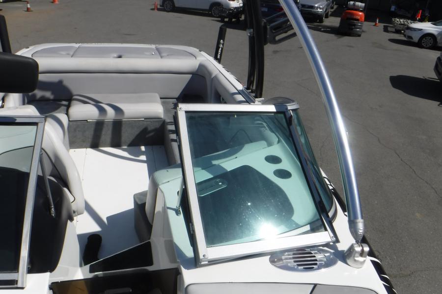 Repo.com | 2008 Centurion Speed Boat and Trailer