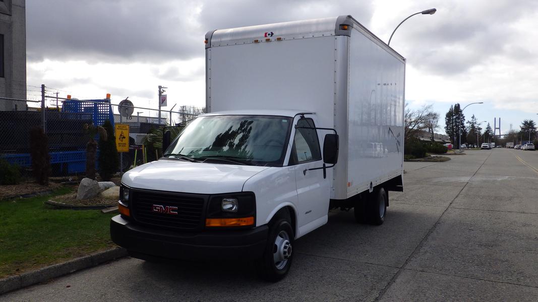 2013 GMC Savana G4500 14 Foot Cube Van With Mobile Pressure Washing ...