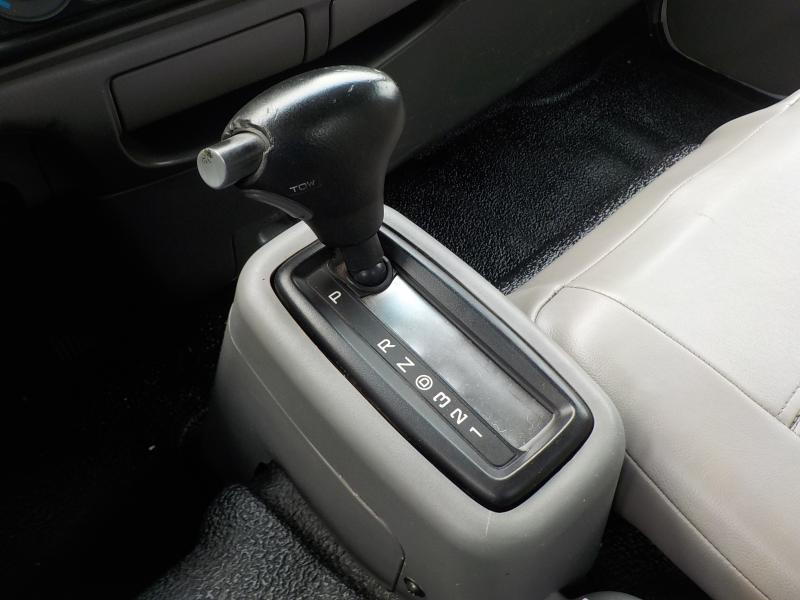 2008 International CF 600 City Star 14 Foot Dually Flat Deck Diesel w ...