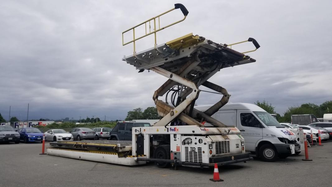 2006 TLD 929 Self-propelled, dual-platform loader | Repo.com