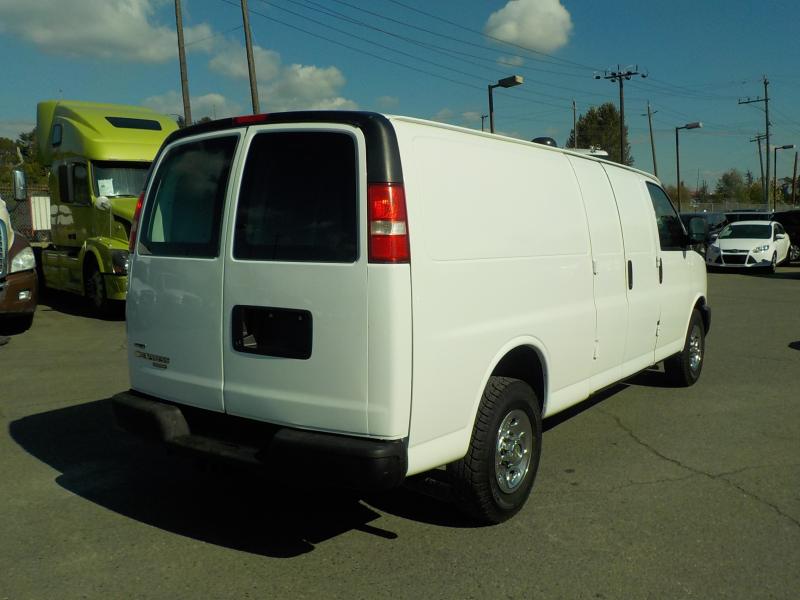Repo.com | 2011 Chevrolet Express 2500 Extended Cargo Van