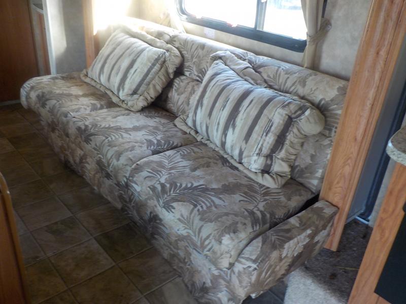 2008 Jayco Jay Flight 28BHS 28 Foot Travel Trailer One Slide out | Repo.com