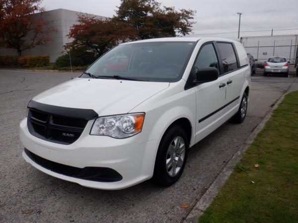 Repo.com | 2013 Dodge Cargo Van With Rear Shelving