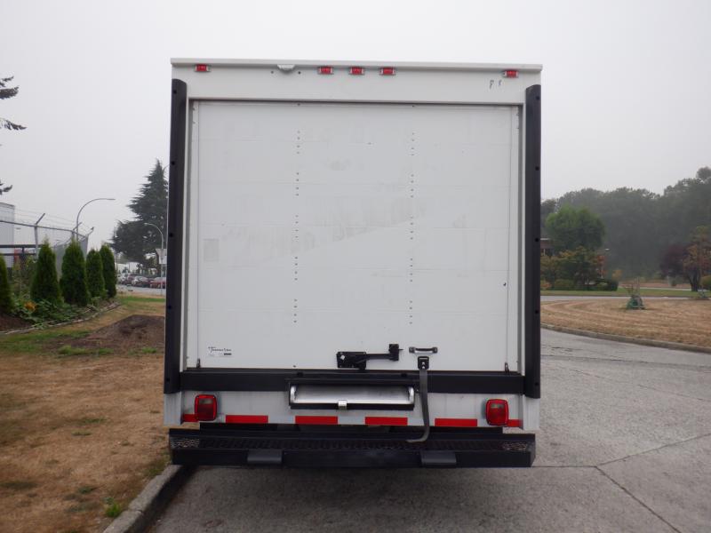 2017 Ford Econoline E-450 16 Foot Cube Van With Ramp | Repo.com