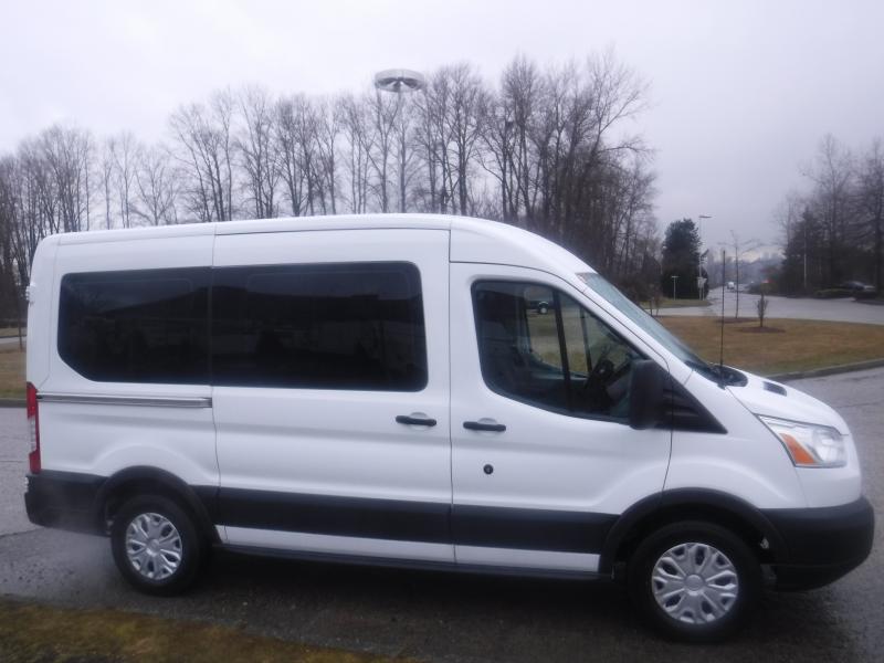 2017 Ford Transit 150 Medium Roof XLT 130 inch Wheelbase 8 passenger ...