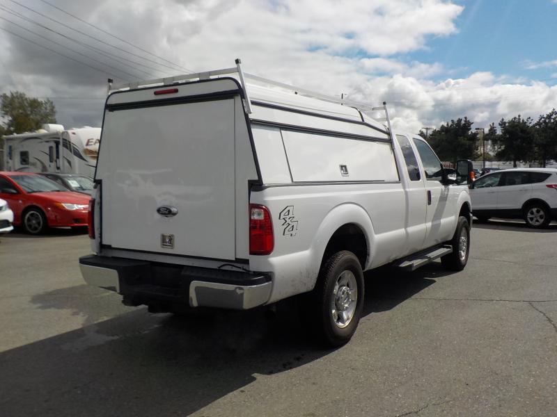 2016 Ford F-250 Sd Xlt with Service Canopy & Ladder Rack | Repo.com