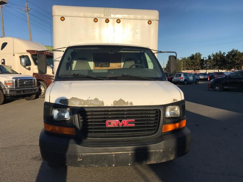 Repo.com | 2008 GMC Savana G3500 16 Foot Diesel Cube Van