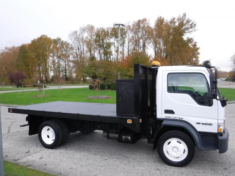 2006 Ford LCF 450 14 Foot Flat Deck Regular Cab Dually 2WD Diesel ...