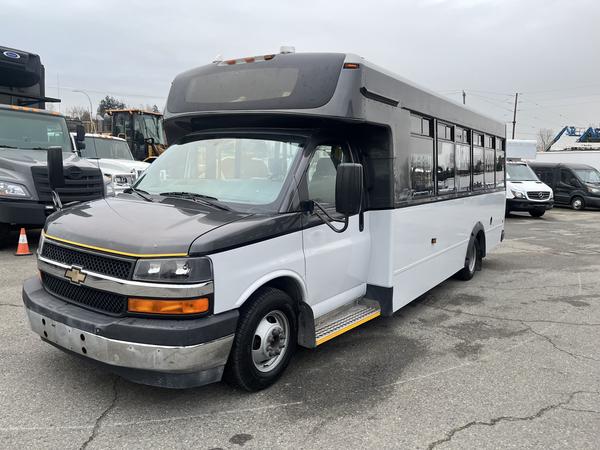 2017 Chevrolet Express G4500 21 Passenger Bus With Wheelchair ...