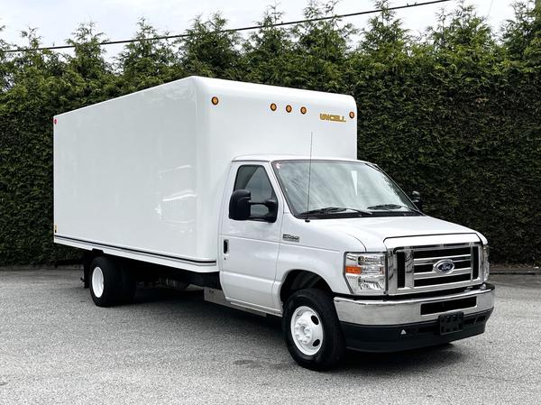 2021 Ford E-450 Super Duty 16-Foot Cube Van | Repo.com
