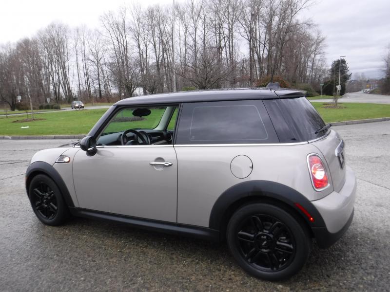 2013 Mini Cooper Baker Street Edition | Repo.com