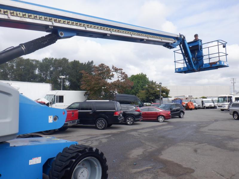 2009 Genie S85 85 Foot Telescopic Boom Lift Diesel 4x4 | Repo.com
