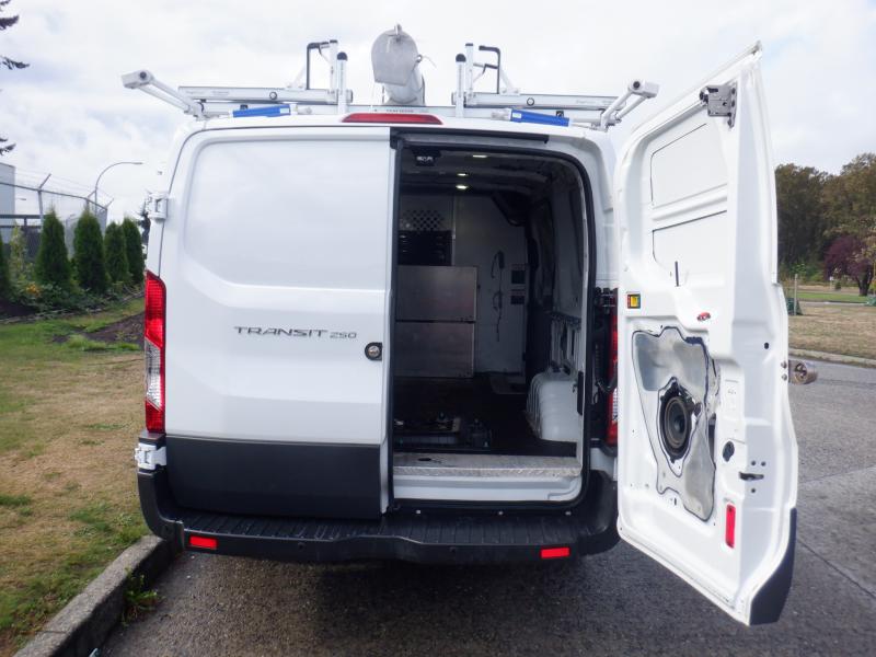 2017 Ford Transit 250 Van Low Roof with Rear Shelving And Ladder Rack ...