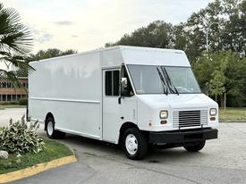Repo.com : 2015 Ford E-450 Econoline Super Duty 20 Foot Step Van with ...