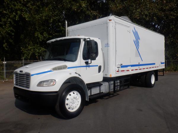 2014 Freightliner M2 106 22 Foot Cube Van Dually With Air Brakes Diesel ...