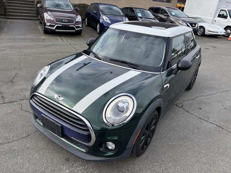 2016 Mini Cooper 4-Door | Repo.com