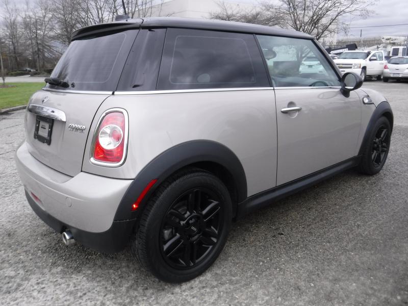 2013 Mini Cooper Baker Street Edition | Repo.com