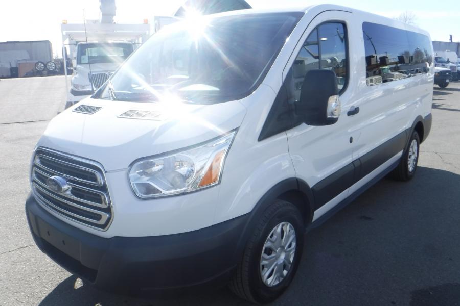 Repo.com | 2015 Ford Transit 150 8 Passenger Van Low Roof XLT 130-in. WB