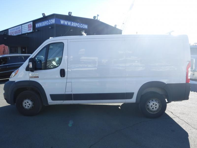 2014 RAM Promaster 1500 Tradesman Low Roof 136 inch wheelbase Cargo Van ...