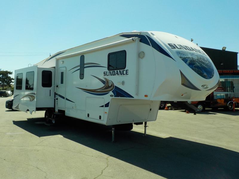 2013 Heartland Sundance 3270RES 32 Foot Fifth Wheel Trailer w/ 3 Slide ...