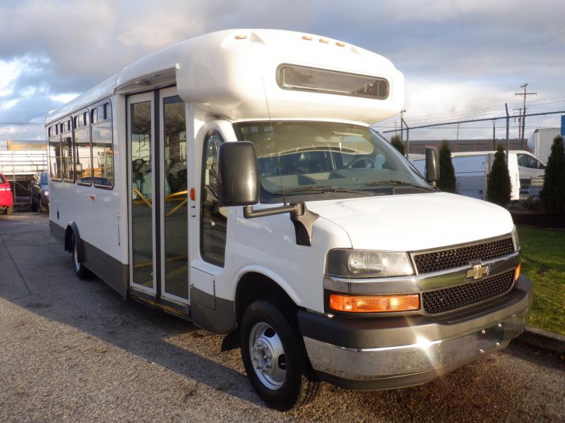 2013 Chevrolet Express G4500 17 Passenger Bus Diesel with Wheelchair ...