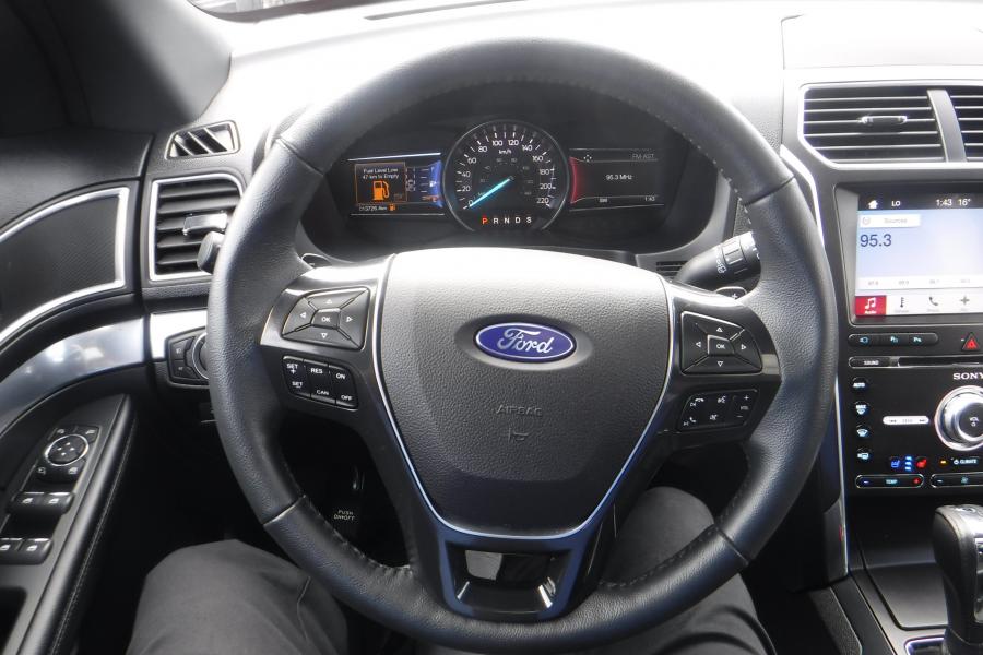 2017 Ford Explorer Limited 4WD 3rd Row Seating | Repo.com