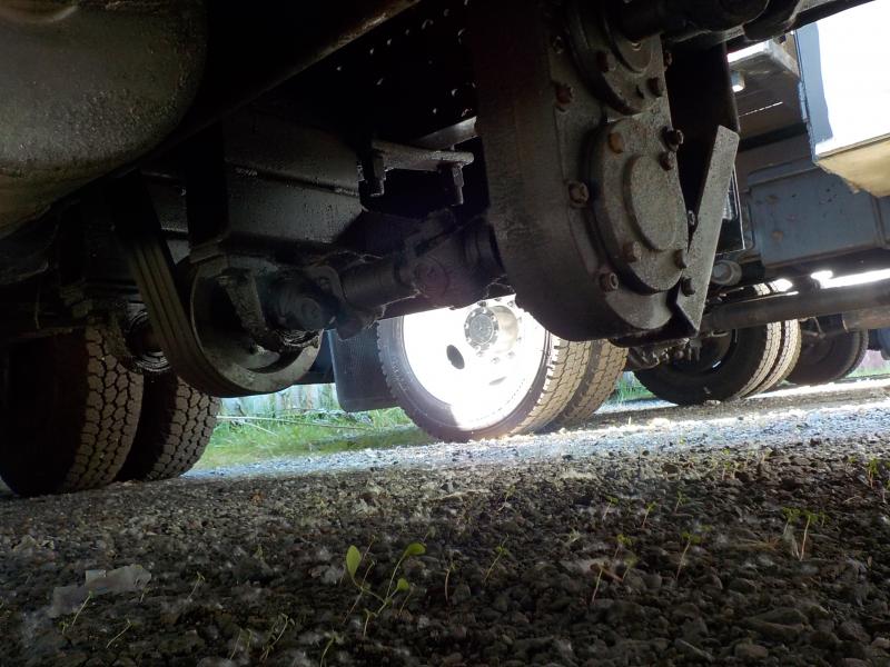 Repo.com | 2006 Isuzu Npr Lcf 14 Foot Service Truck Turbo Diesel