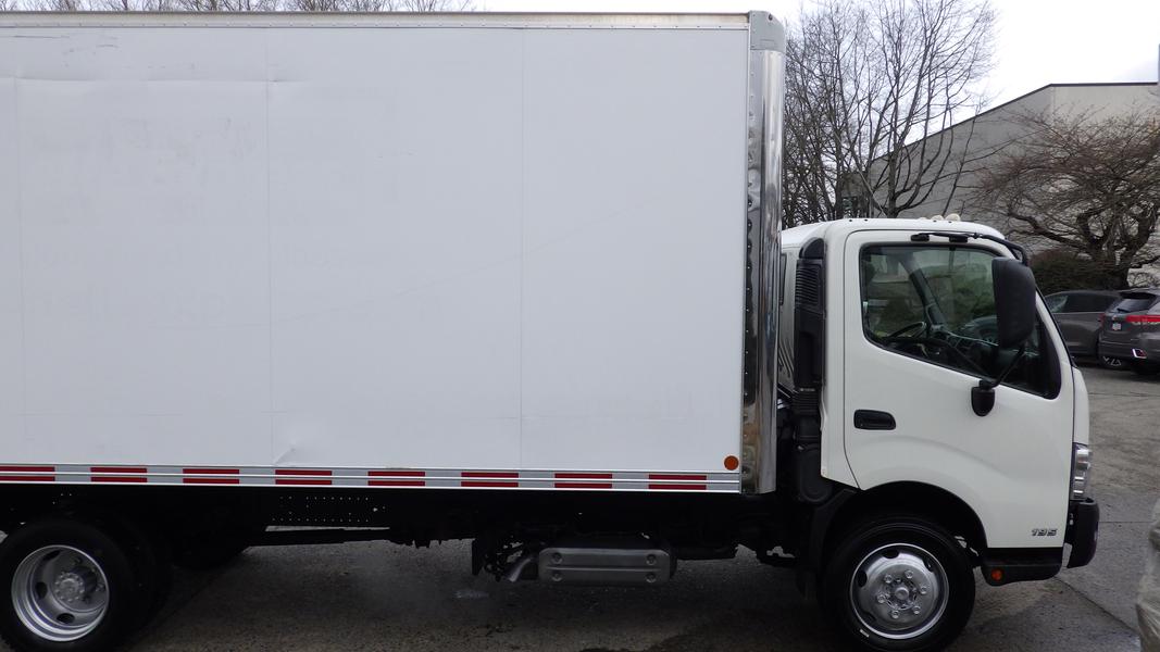 2017 Hino 195 20 Foot Cube Truck 3 Seater Diesel | Repo.com