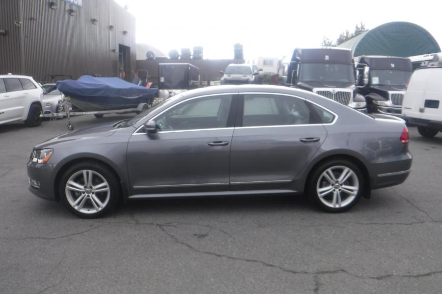 2013 Volkswagen Passat 2.0L TDI Diesel Highline | Repo.com