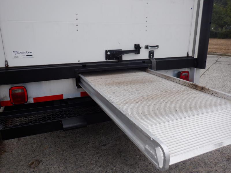 2017 Ford Econoline E-450 16 Foot Cube Van With Ramp | Repo.com