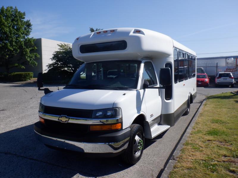 2012 Chevrolet Express G4500 17 Passenger Bus Diesel with Wheelchair ...