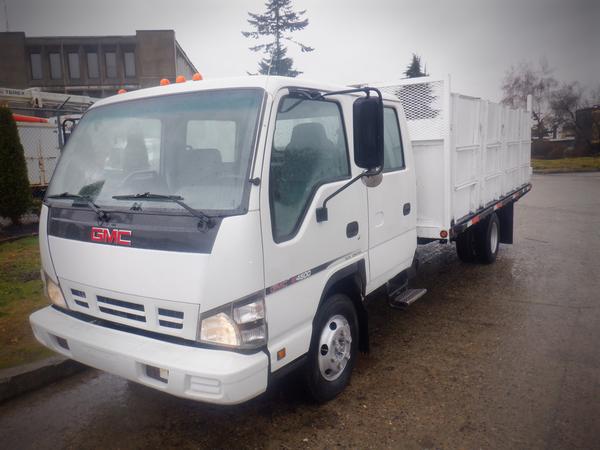 2007 GMC W4500 Crew Cab 16 Foot Flat Deck Diesel | Repo.com